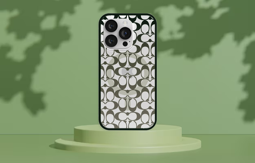 Coach เคส iPhone 15 Pro Protective MagSafe Signature C Ombre Deep forest/Multi | Education Studio7